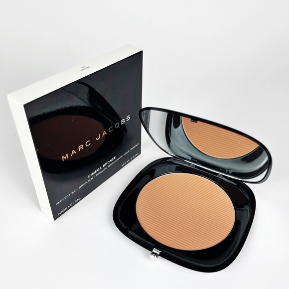 Marc Jacobs | Makeup | Marc Jacobs Omega Bronze Perfect Fan Bronzer 2 ...